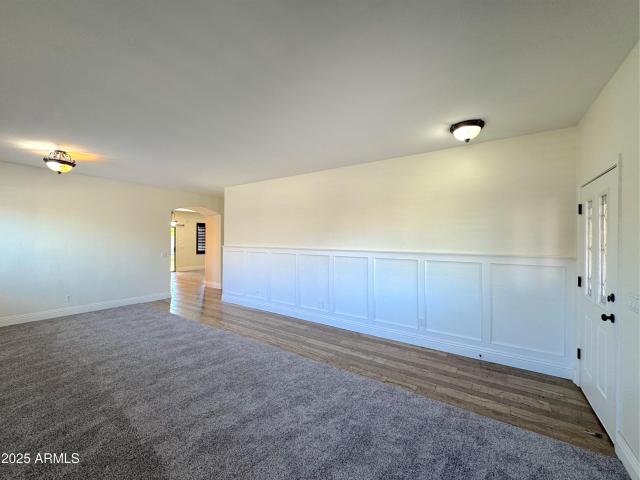 1637 w green tree drive