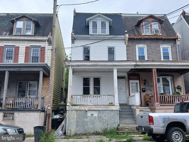 1637 W Norwegian St, Pottsville, PA 17901