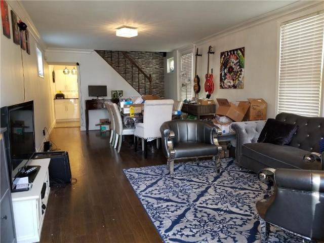 1637 West 2nd Street