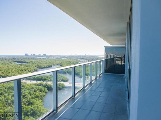 16385 Biscayne Blvd #2615 North Miami Beach, FL 33160