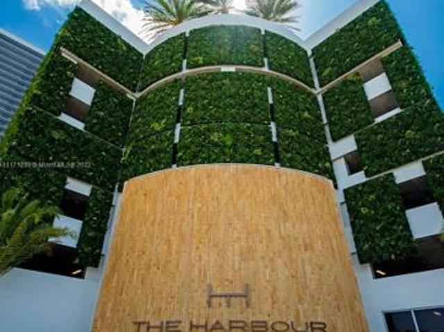 16385 Biscayne Blvd #2101 North Miami Beach, FL 33160