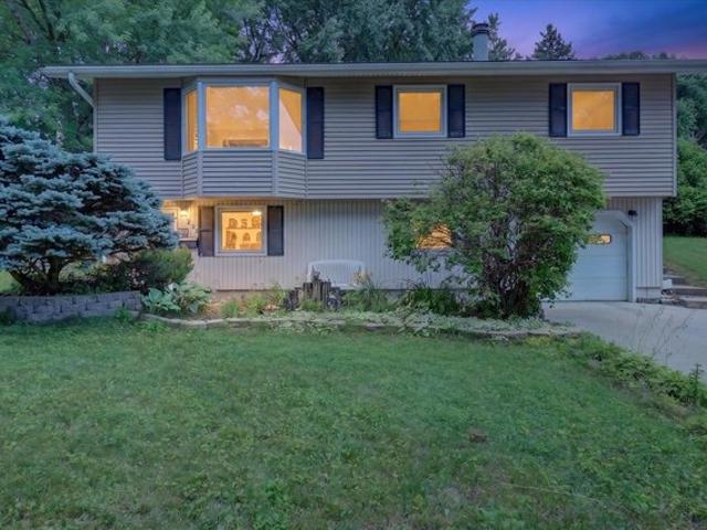 1638 Arkansas Ave, Madison, WI 53704