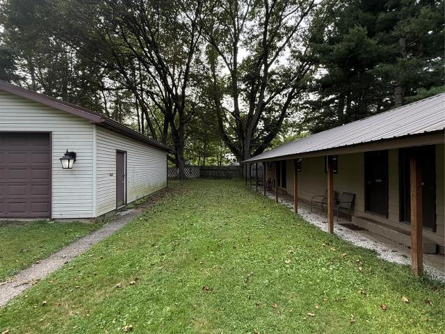 1638 brookside drive
