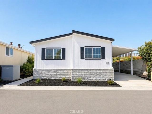1638 Calavo Rd Spc 63, Fallbrook, CA 92028