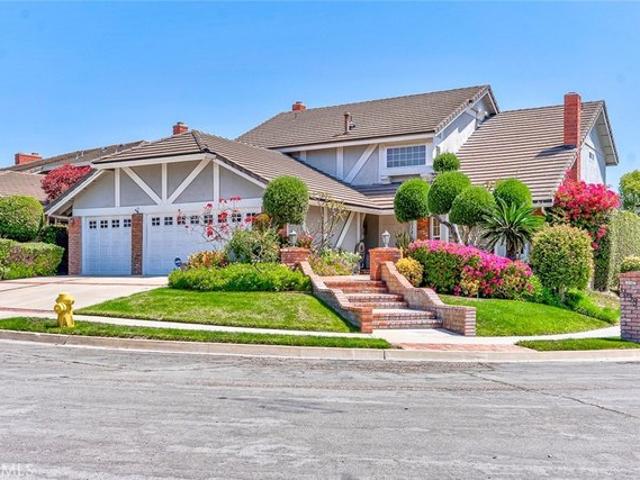 1638 Clear Creek Dr, Fullerton, CA 92833