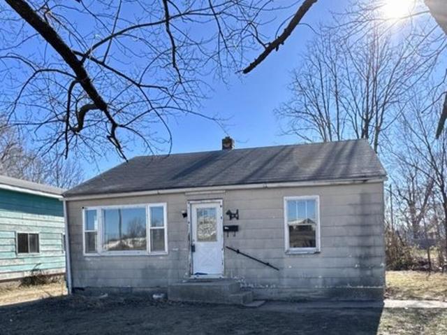 1638 E Florida St, Springfield, MO 65803