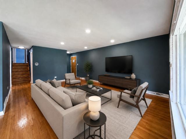 1638 Forest Road