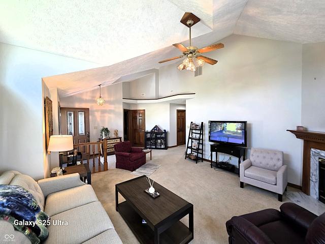 1638 Library Boulevard