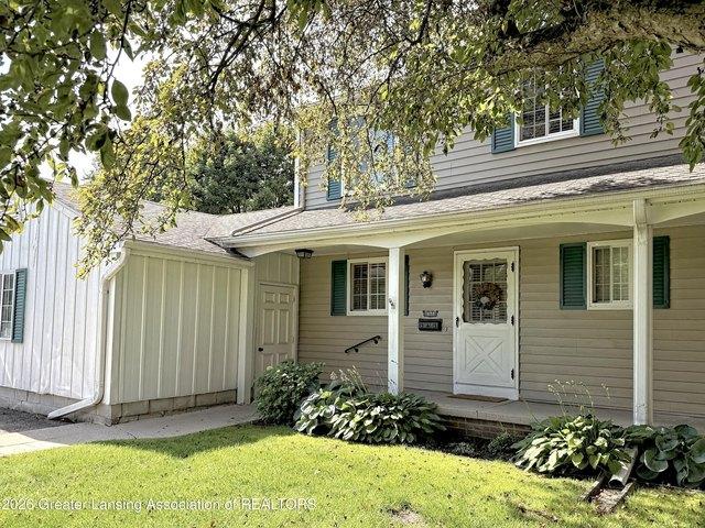 1638 Peppertree Ln, Lansing, MI 48912