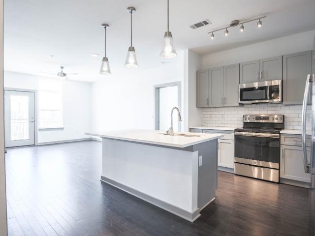 1638 54th Ave N, Unit 302, Nashville, TN 37209 | MLS #3150 | Compass