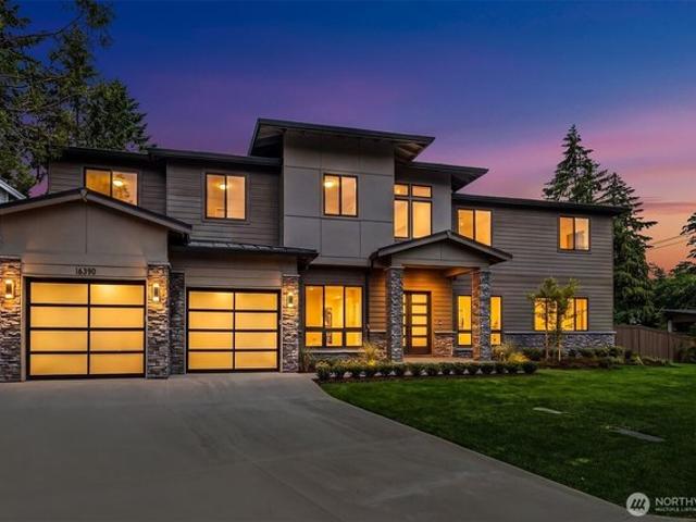 16390 NE 1st St, Bellevue, WA 98008