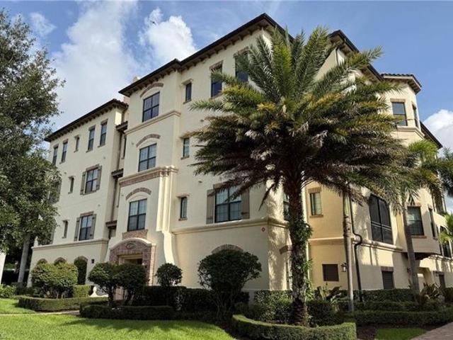 16391 Viansa Way Unit 302, Naples, FL 34110