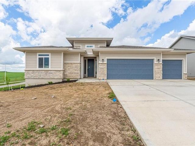 16396 Craig St, Basehor, KS 66007