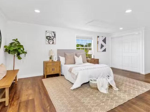 16396 Sandalwood St Houses in Fountain Valley, CA
