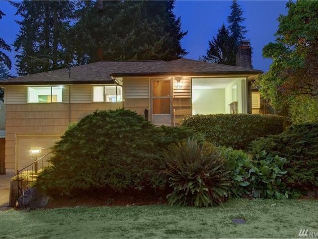 1639 N 190th St, Shoreline, WA 98133