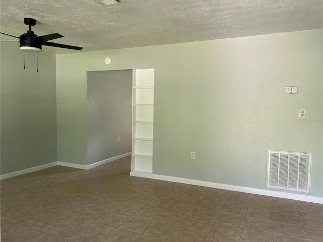 1643 NE 16th Ave, Unit B, Ocala, FL 34470 | MLS #S5146