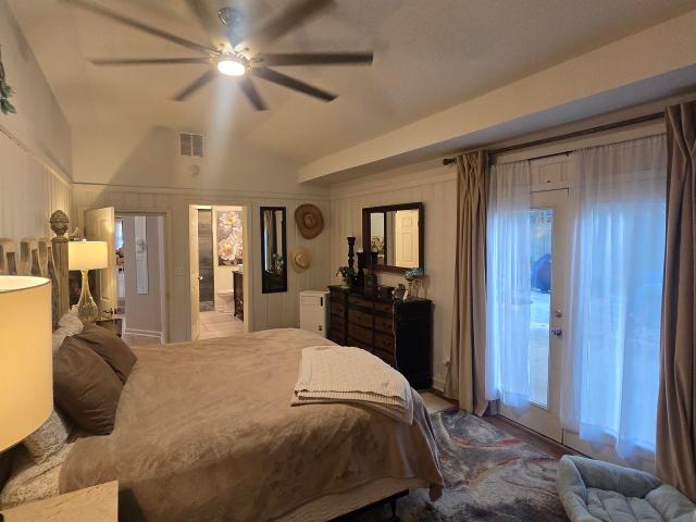 1639 colonial rd