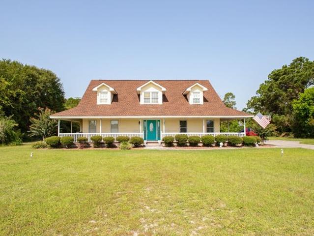 1639 Red Keen Rd, Waycross, GA 31503
