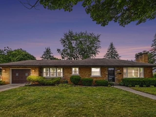 1639 Wellington Rd, Lansing, MI 48910
