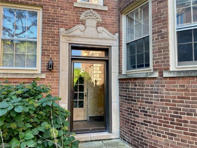 16300 Van Aken Boulevard