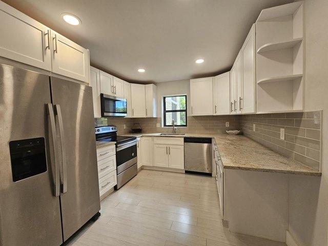 16300 Golf Club Rd Apt 201, Weston, FL 33326