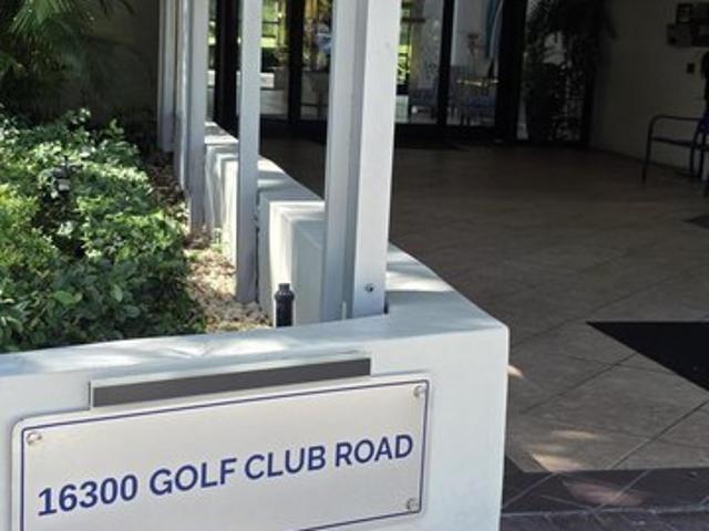16300 Golf Club Rd, Weston, FL 33326