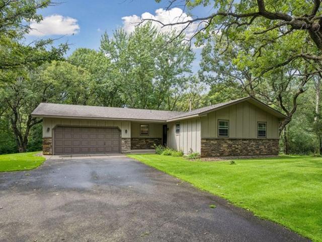 16300 Kangaroo St NW, Ramsey, MN 55303