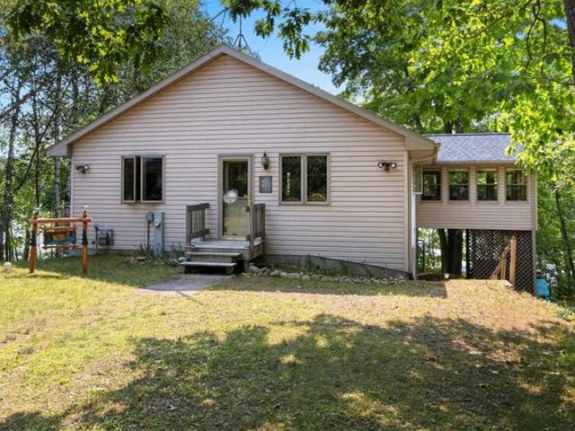 16304 Winslow Lake Ln, Mountain, WI 54149