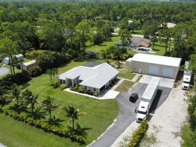 16304 Orange Blvd, The Acreage, FL 33470
