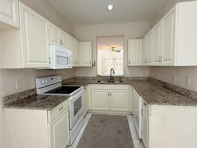 16306 Parkstone Palms Court, Tampa, US, FL
