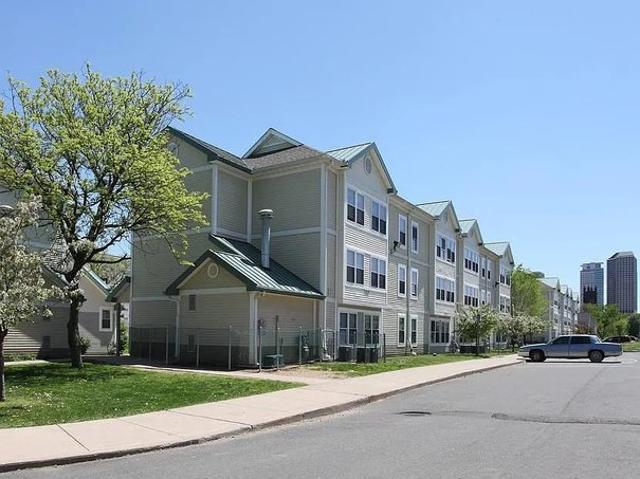 1630 Main St, East Hartford, CT 06108