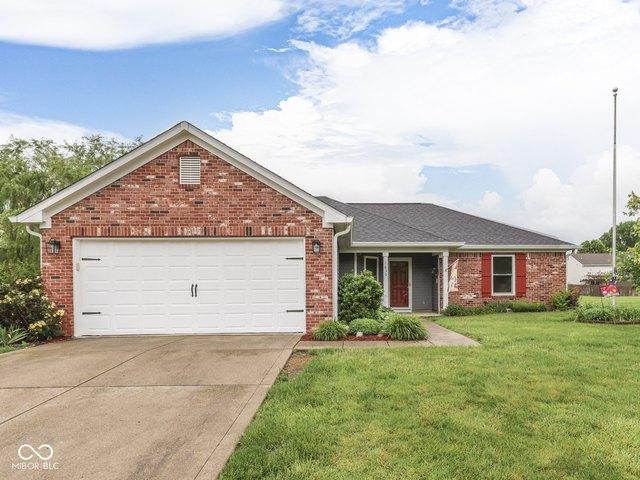 1630 Alder Rd, Franklin, IN 46131