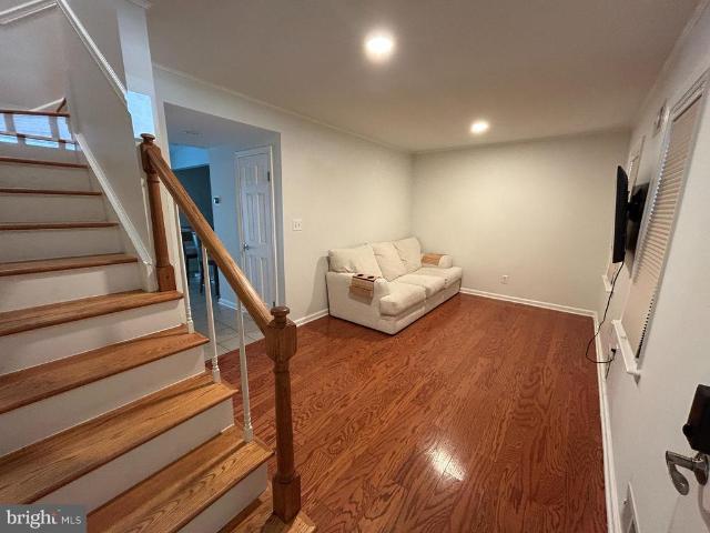 1630 Dryden Way
