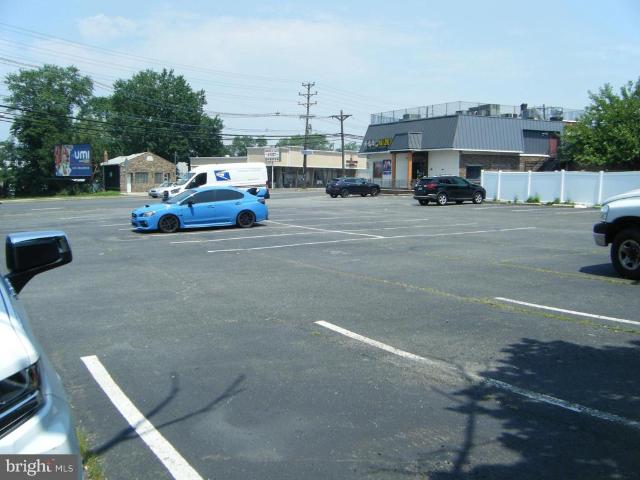 1630 Lincoln Highway Rt