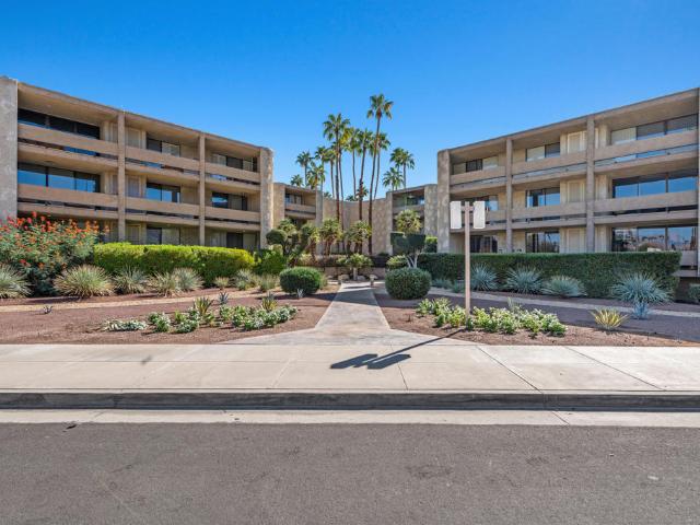 1630 S La Reina Way 3c