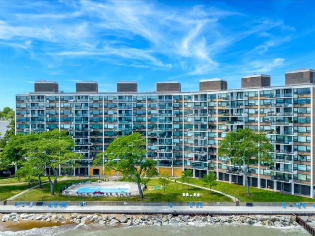 1630 Sheridan Road # 9G