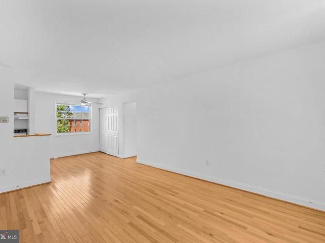 1630 W Abingdon Drive # 302