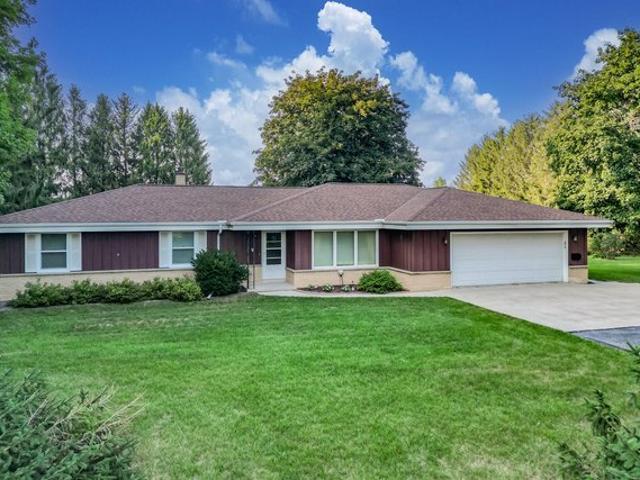 1630 Wallace Lake Rd, Trenton, WI 53090