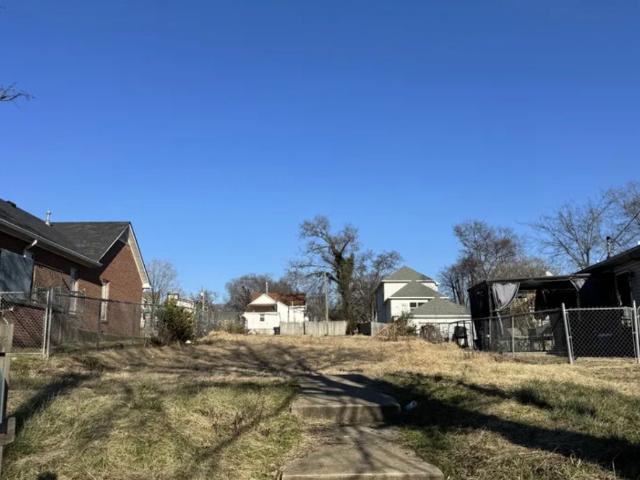1630 12th Ave N
