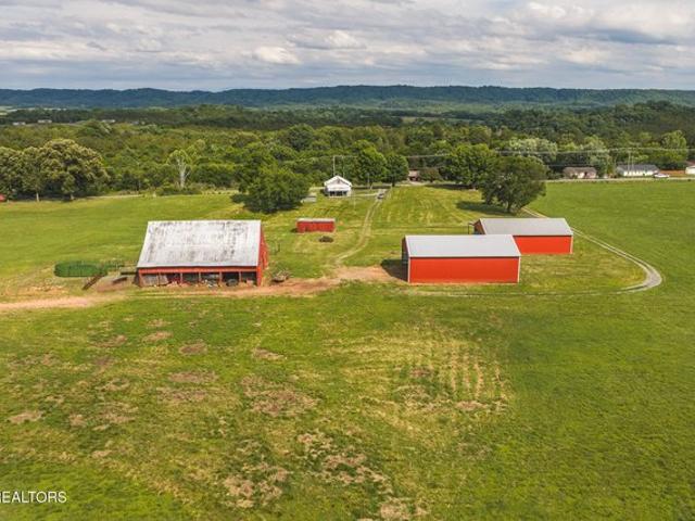 1630 32AC Silver City Rd, Whitesburg, TN 37891