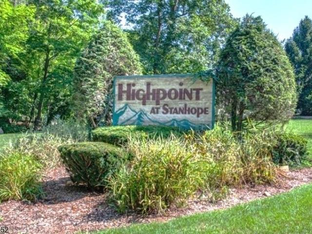 16312 Dell Pl Unit 312, Stanhope, NJ 07874