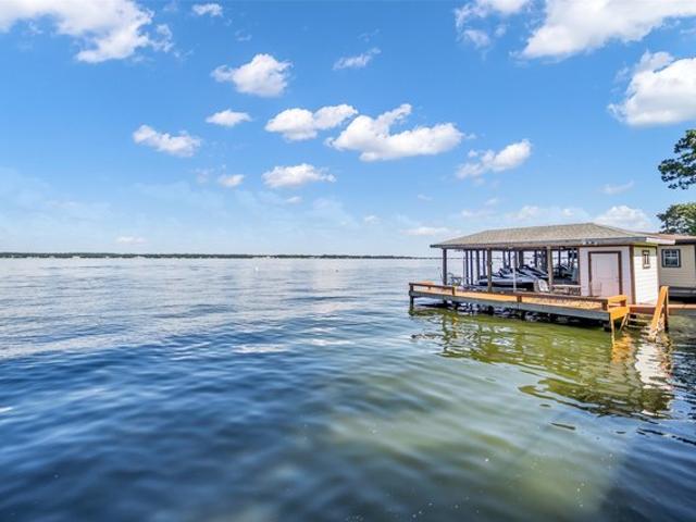 16314 Hunters Cir, Montgomery, TX 77356