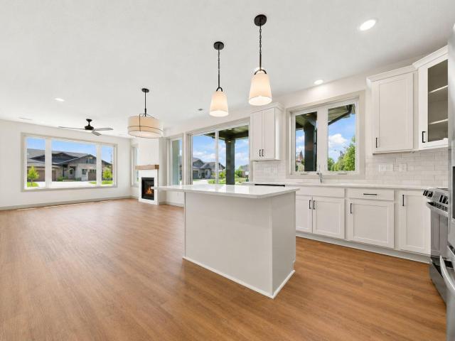 16316 Esprit Court