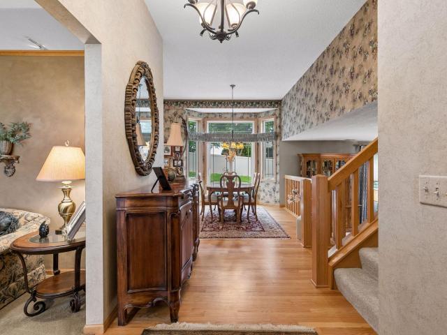 16318 Grinnell Circle