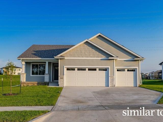 16318 Ironwood Ln, Urbandale, IA 50323