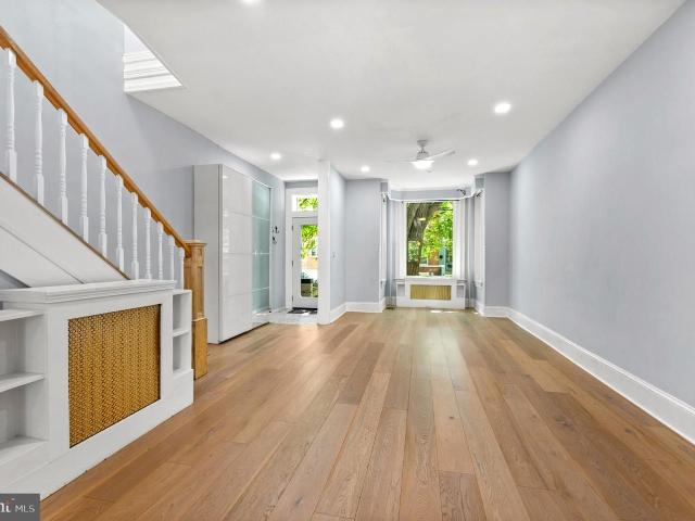 1631 Monroe Street NW, Washington, US, DC