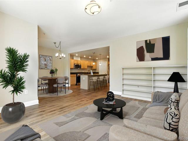 1631 N Emerson Street # 207