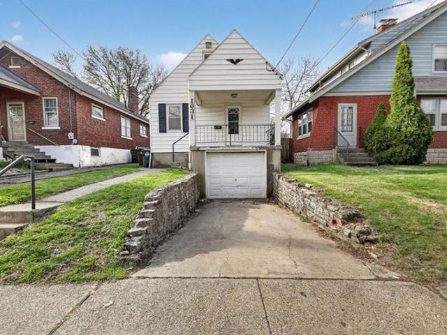 1631 Goodman Ave, North College Hill, OH 45239