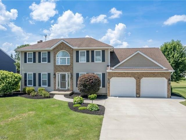 1631 Horizon Dr, Louisville, OH 44641
