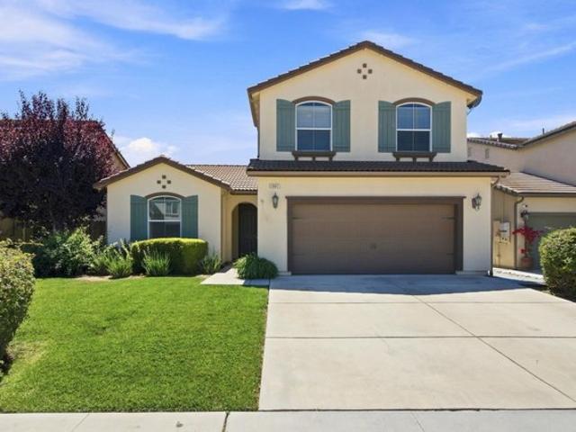 1631 Panorama Dr, Hollister, CA 95023
